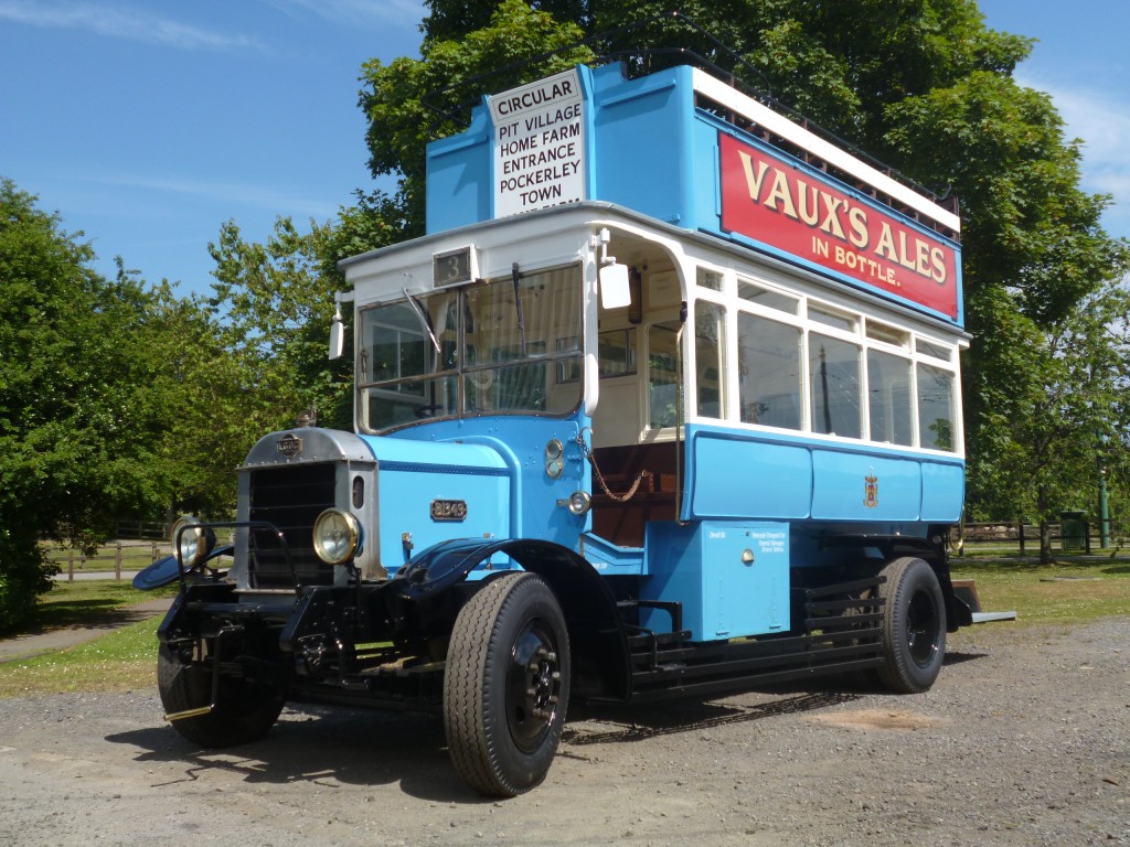 B-Type Bus breaks cover and basks in sunshine… – Beamish Transport Online